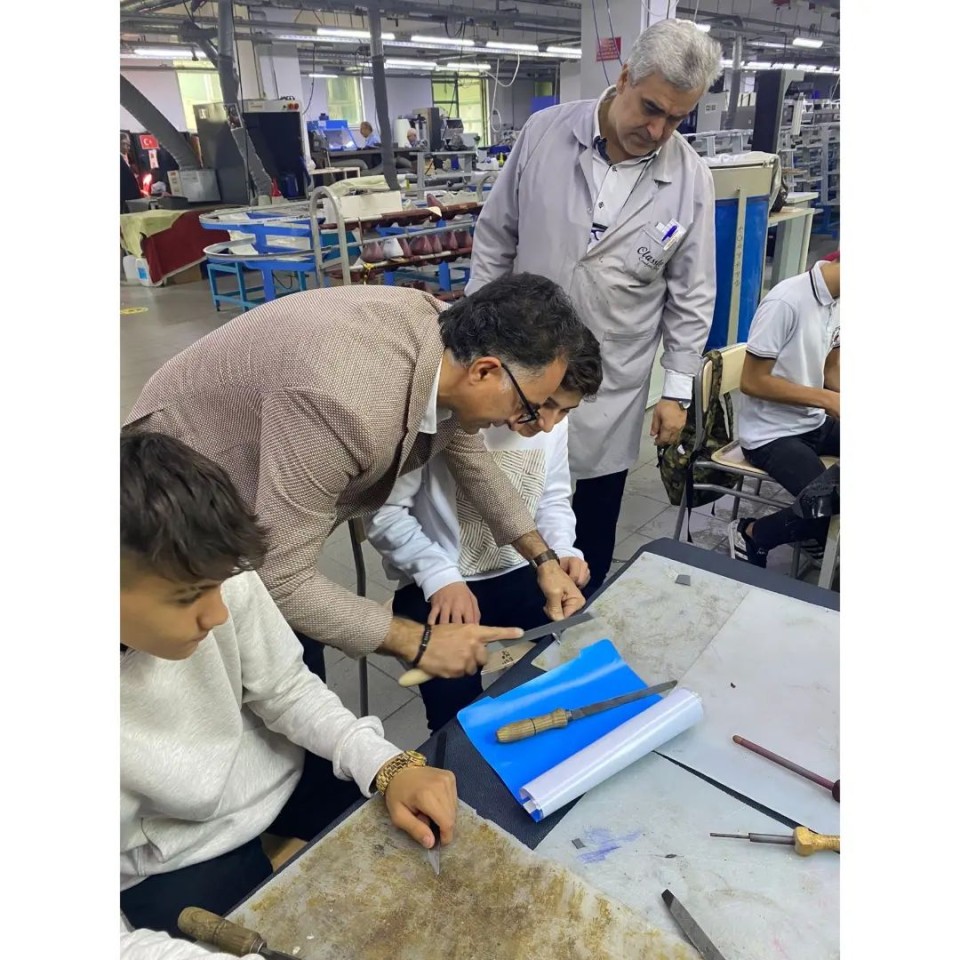 "ÇAY, SİMİT VE AYAKKABI SEKTÖR BULUŞMALARI" - TASEV